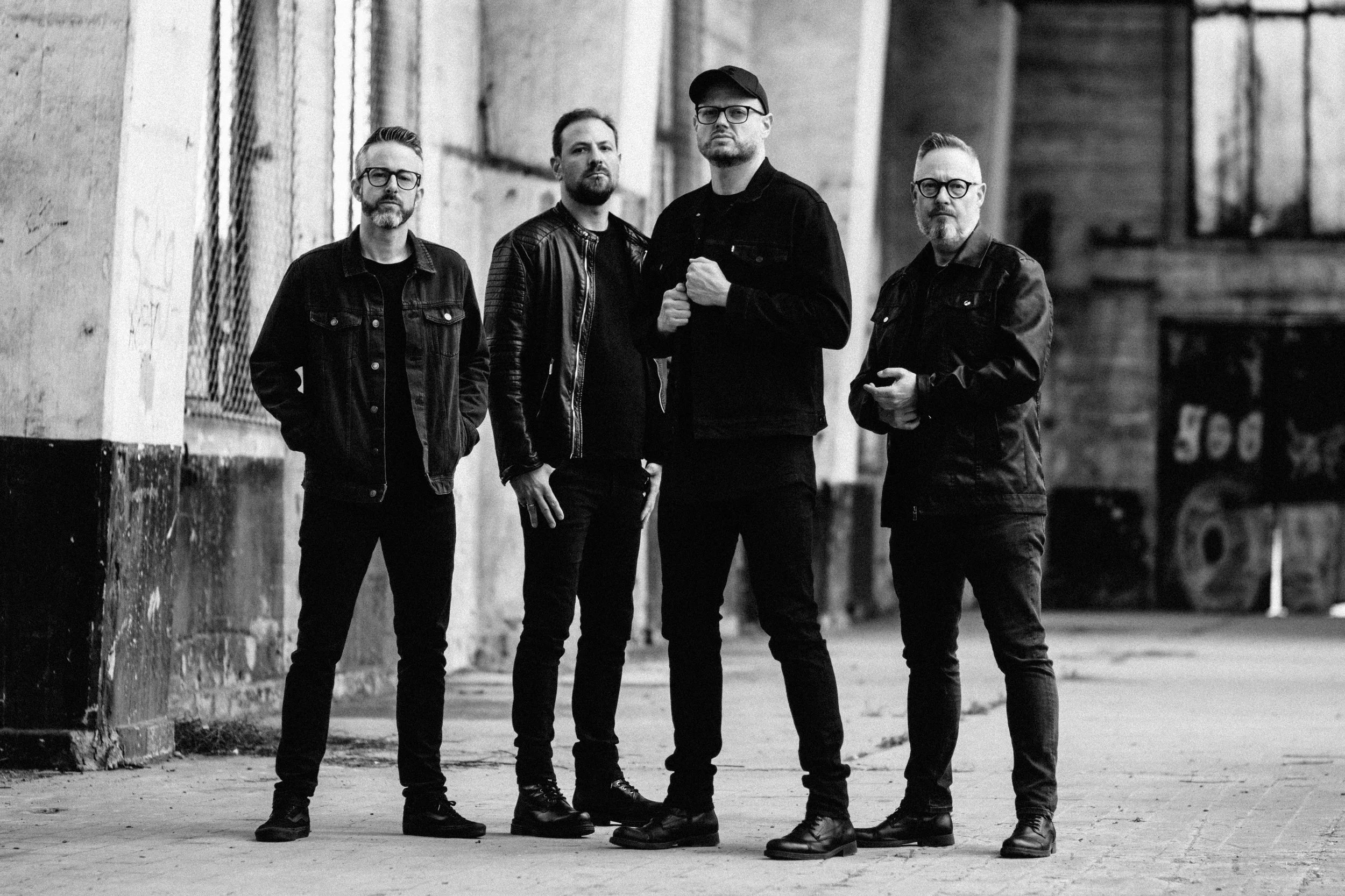 SURRENDER THE CROWN • DRAWN BY EVIL • SYDRA • CLUSTERED VISION | 24.01. ...